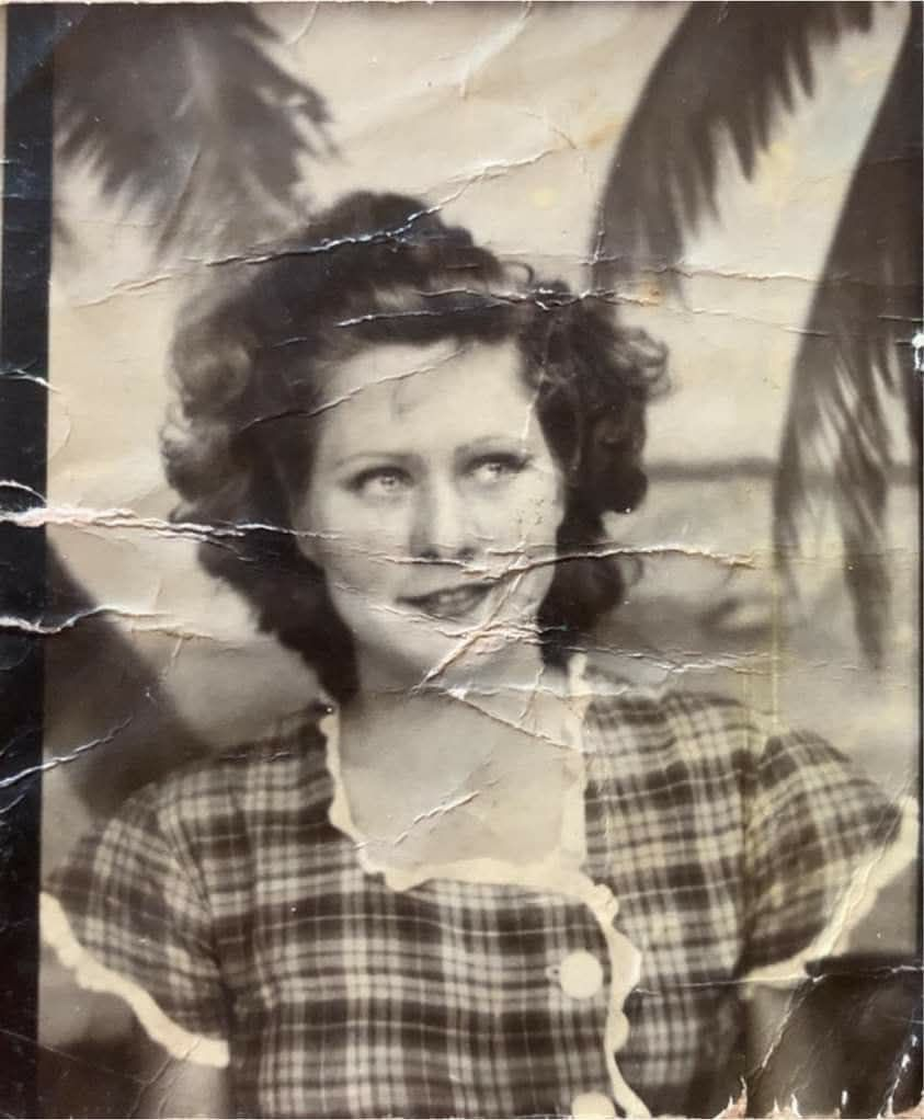 FixMyPhoto.ai: Magical AI Photo Restoration